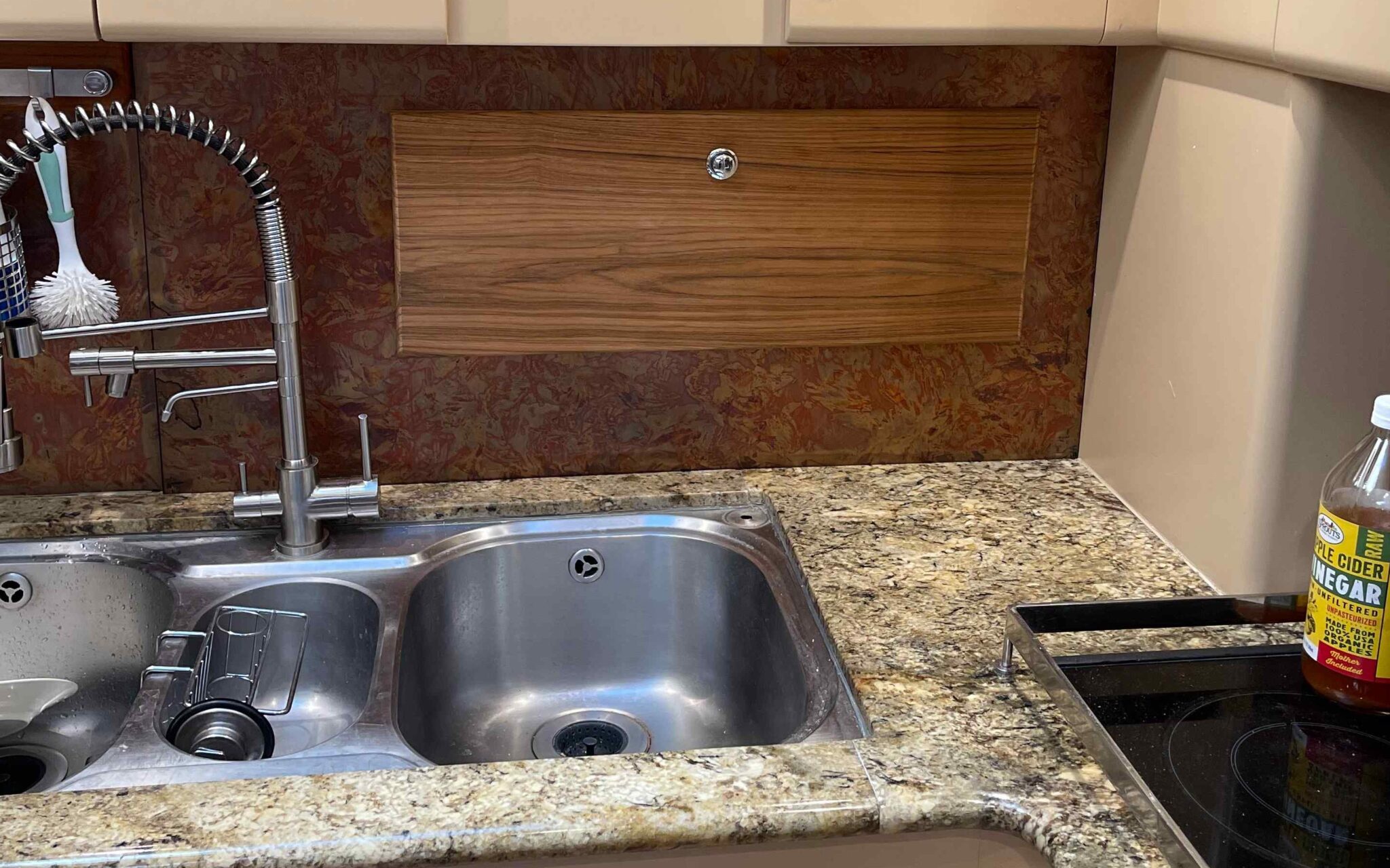 Custom Galley Cabinets - Brett's Custom Marine Carpentry & Fiberglass ...